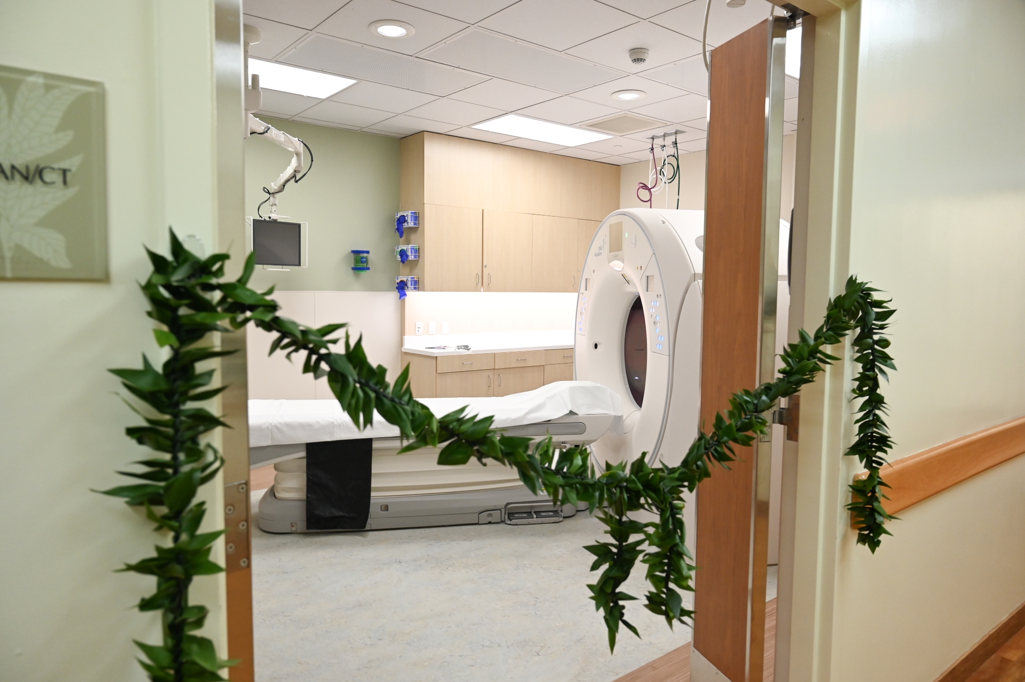 Oprah joins blessing ceremony for new CT scanner at Maui Memorial ...
